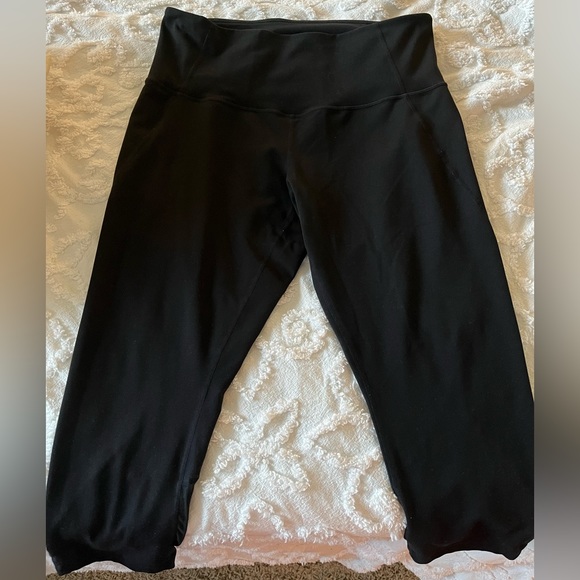 Zella | Pants & Jumpsuits | Zella Cropped Leggings | Poshmark